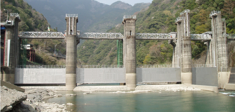 IZUMI STEEL WORKS,LTD. Hydraulic Gate